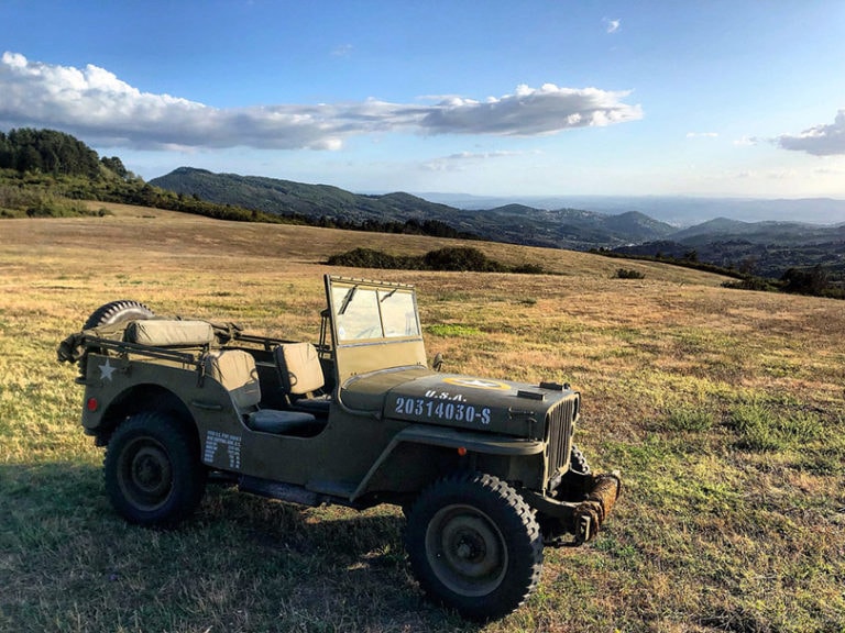 Who Owns Jeep? Timeline, Manufacturing & FAQ | Home Grail