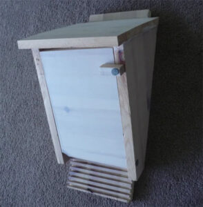 18 Free DIY Bat Box Plans You Can Make Today (With Pictures) | Home Grail