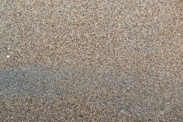9 Best Types of Gravel for Your Driveway (Pros & Cons) | Home Grail