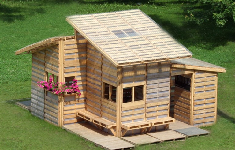 14 DIY Pallet Cabin Plans You Can Build Today (With Pictures) | Home Grail