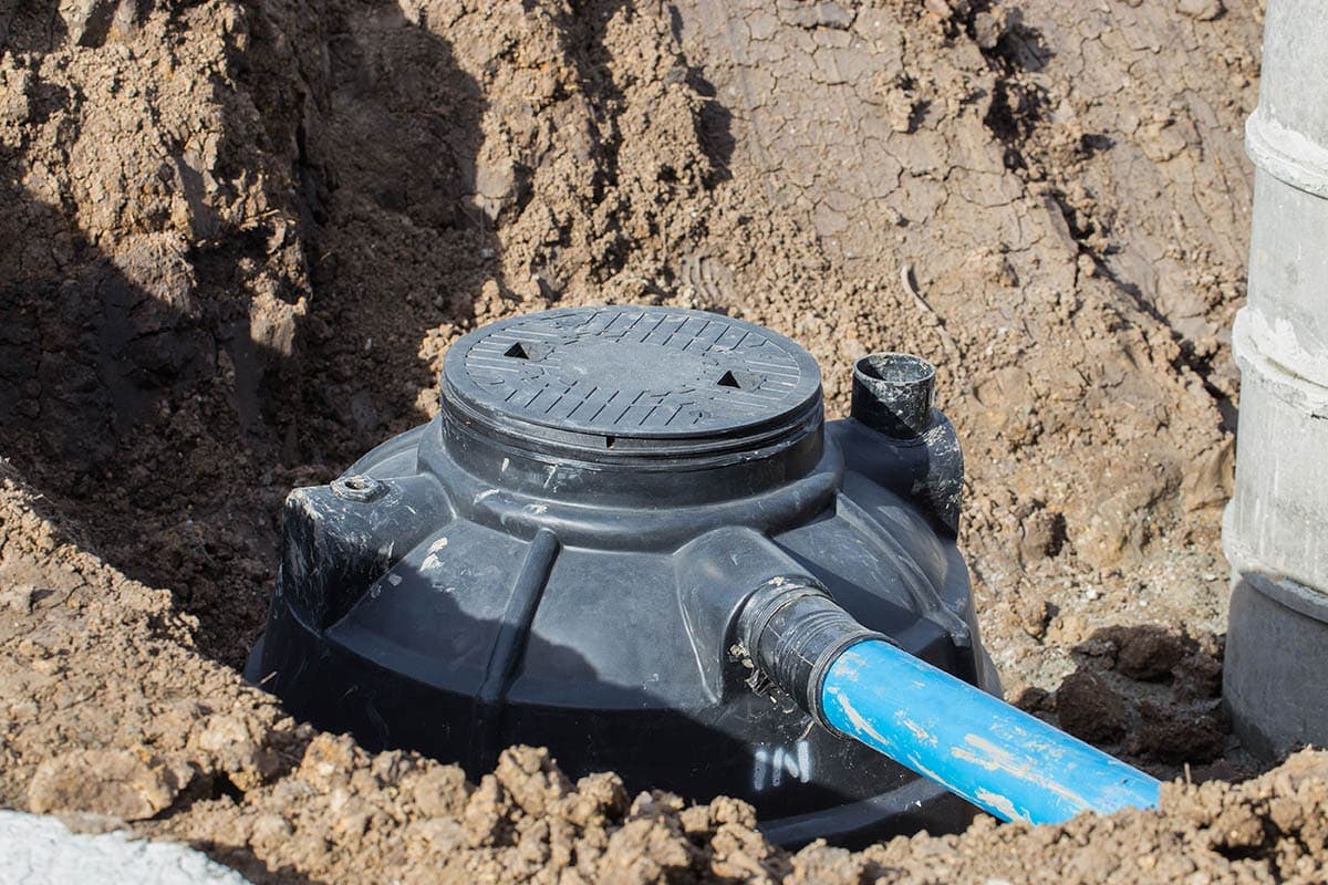 How to Find a Septic Tank Lid (4 Expert Tips) | Home Grail