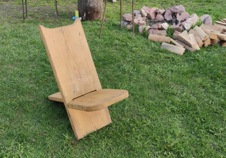 9 Simple DIY Viking Chair Plans You Can Make Today (With Pictures ...