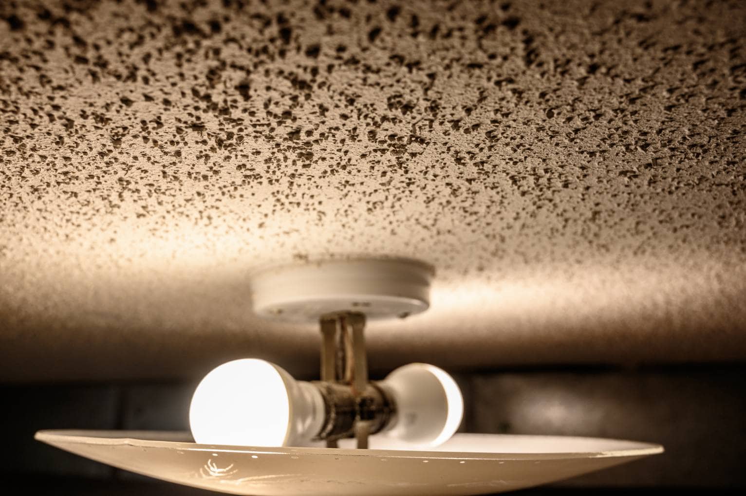 How to Fix a Popcorn Ceiling in 6 Steps (with Pictures) | Home Grail