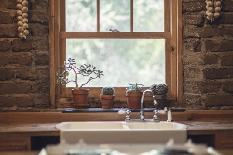 Vinyl vs. Composite Windows: Pros, Cons, and Differences | Home Grail