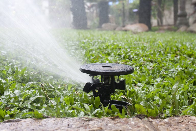 11 Types of Sprinklers for Your Lawn & Garden (With Pictures) | Home Grail