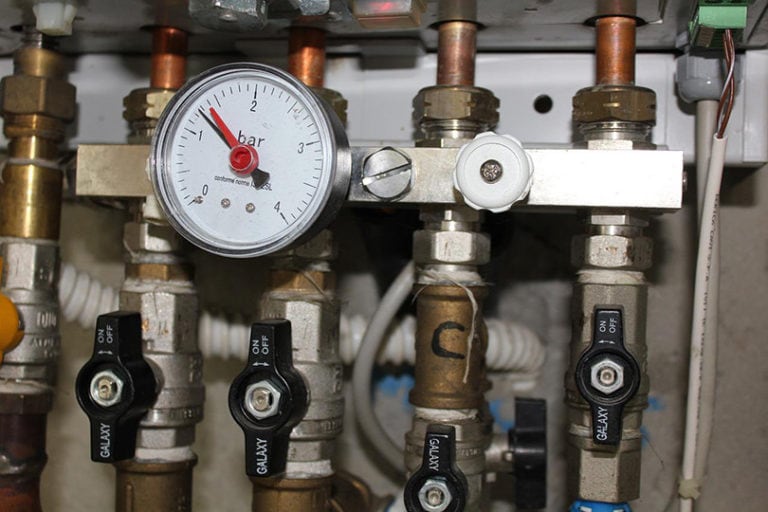 How Much Does Home Depot Charge to Install a Water Heater? Price, Signs ...