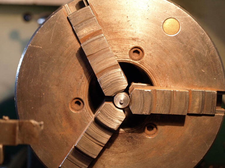6 DIY Lathe Chuck Ideas You Can Make Today (With Pictures) | Home Grail
