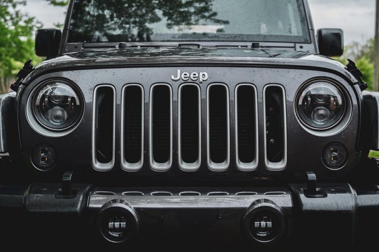Who Owns Jeep? Timeline, Manufacturing & FAQ | Home Grail