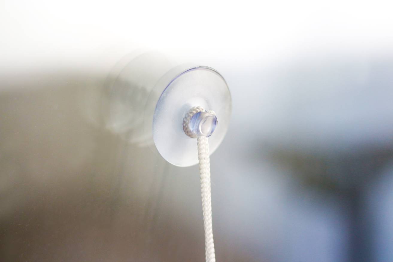 How to Get a Suction Cup to Stay Stuck: 8 Easy Tips | Home Grail