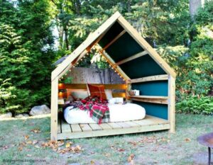12 Clever & Creative DIY Outdoor Daybed Plans You Can Make Today (With ...