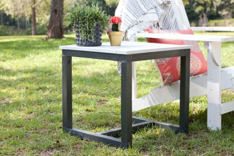 16 DIY Outdoor Side Tables You Can Build Today (With Pictures) | Home Grail