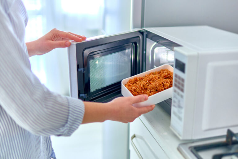 Who Invented the Microwave Oven? History, Safety, & Advantages | Home Grail
