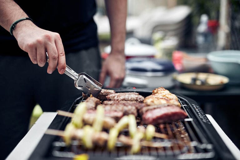 8 Different Types of BBQ Grills (With Pictures) | Home Grail