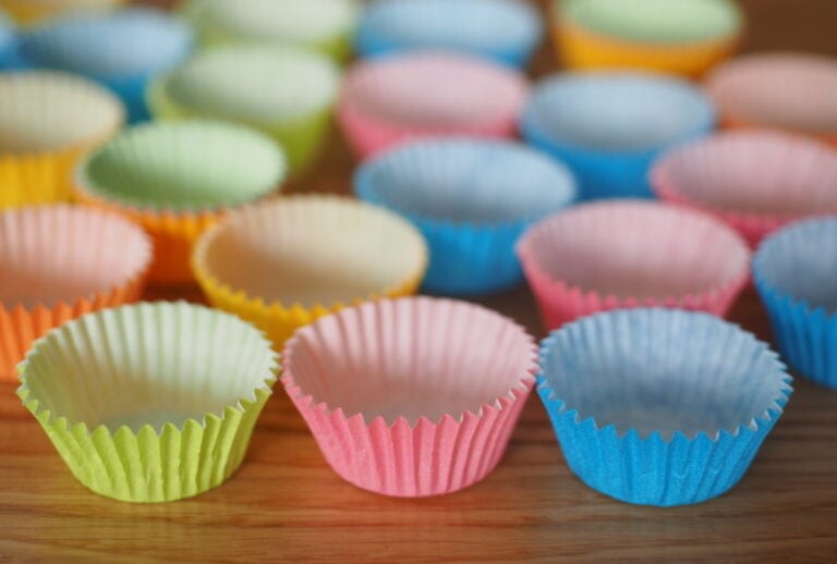 Is Waxed Paper Recyclable or Compostable? Facts & FAQs | Home Grail