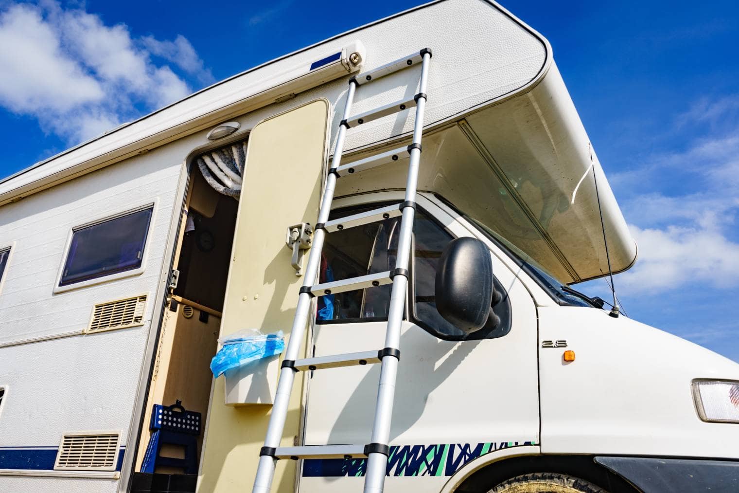 11 Best RV Ladders in 2025: Reviews & Top Picks | Home Grail