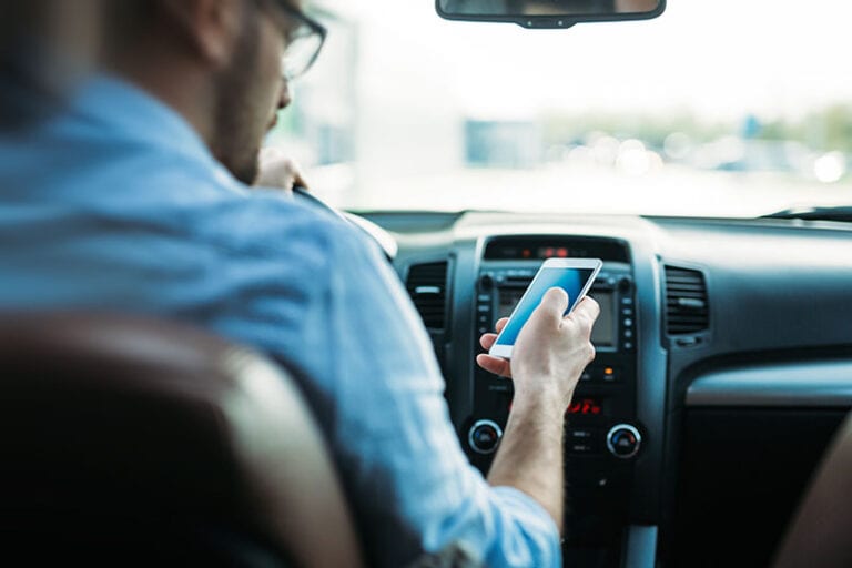 14 Distracted Driving Facts & Statistics in Canada: 2025 Update | Home ...