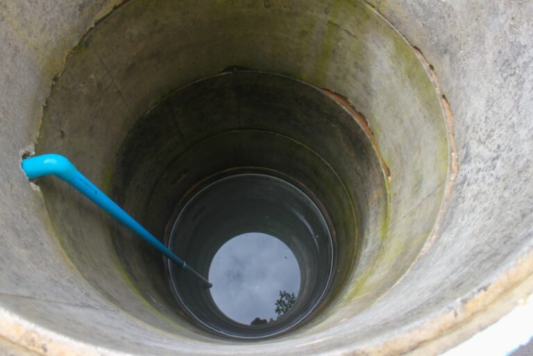 How Does a Well Work? Facts & FAQ | Home Grail