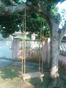 8 DIY Tree Swing Plans You Can Build Today (with Pictures) | Home Grail