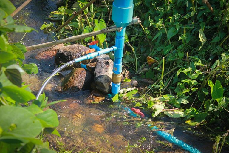 How Does a Hydraulic Ram Pump Work? Types, Best Uses & FAQs | Home Grail
