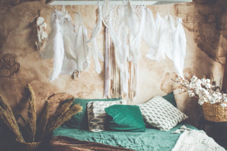 10 Wabi-Sabi Interior Design Ideas (With Pictures) | Home Grail