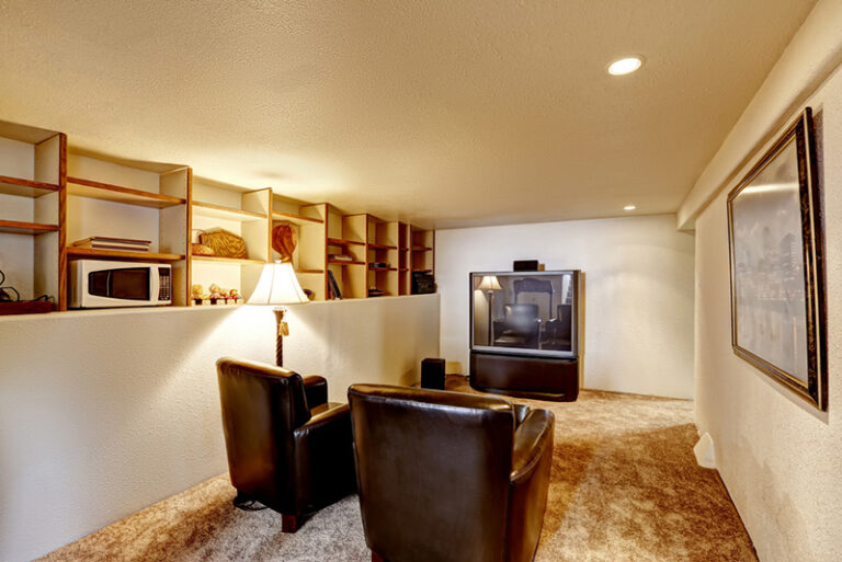 16 Man Cave Ideas for Your Basement (With Pictures) | Home Grail